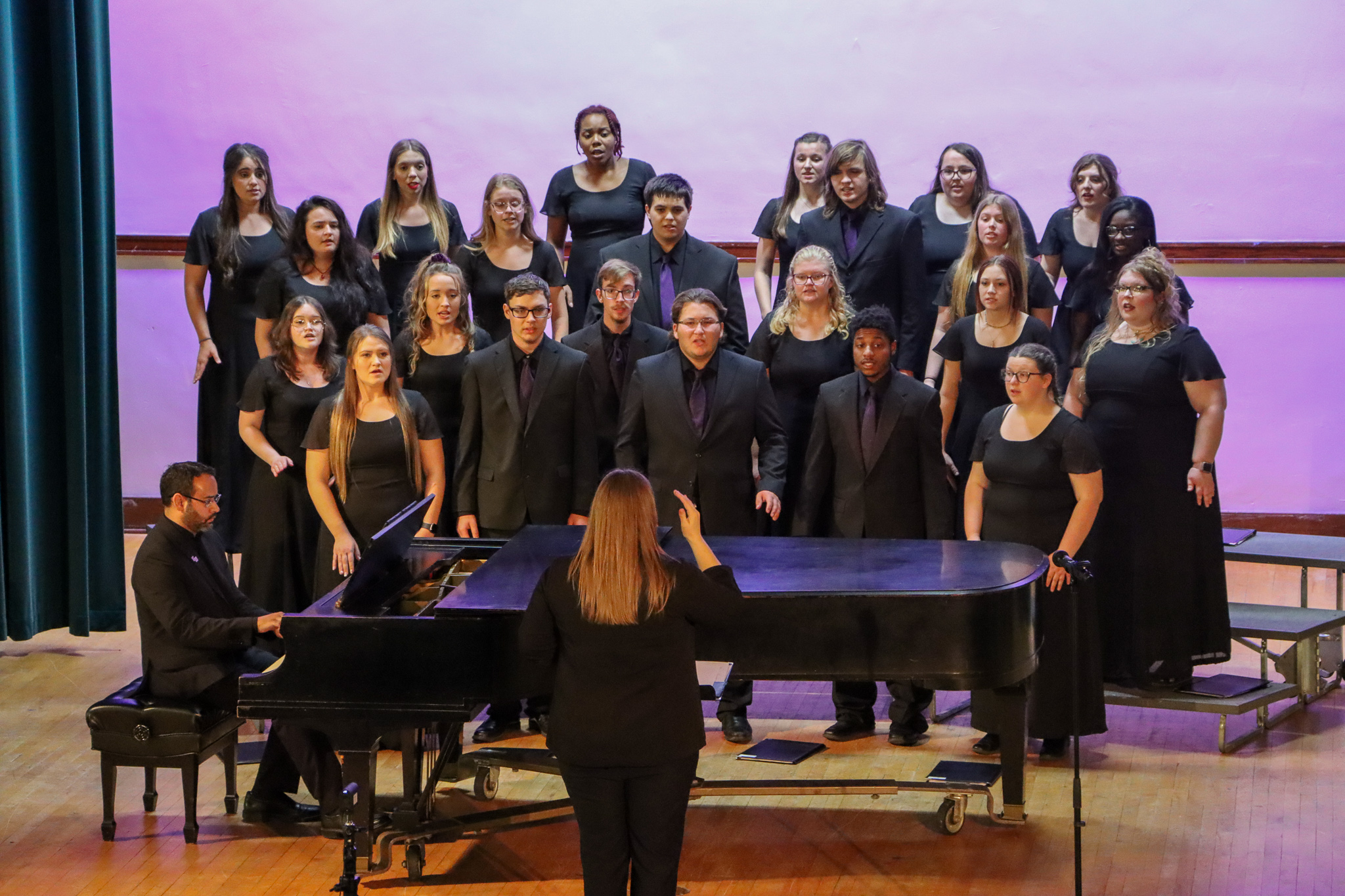 Vocal Music Shines During Homecoming Weekend
